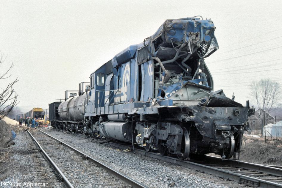 CR 6377 at Muncy, PA accident 2/1/1979 | Conrail Photo Archive